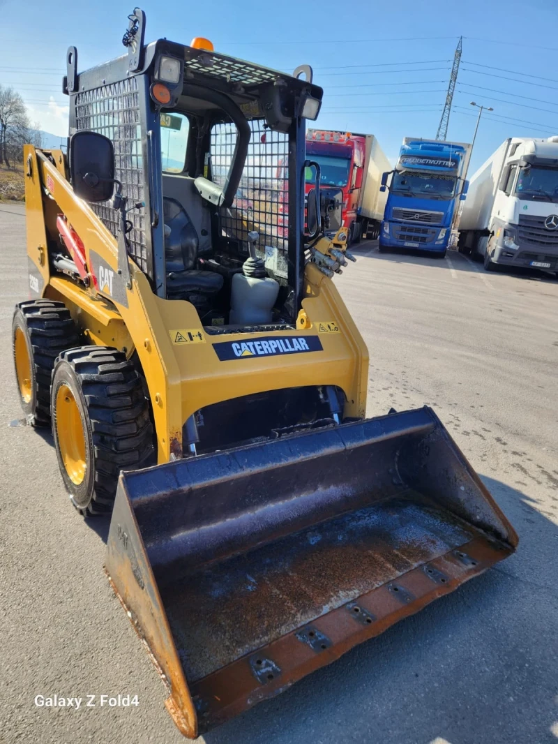 Мини челни товарачи Cat 226B-ПЕРФЕКТЕН в Индустриална техника в гр ...